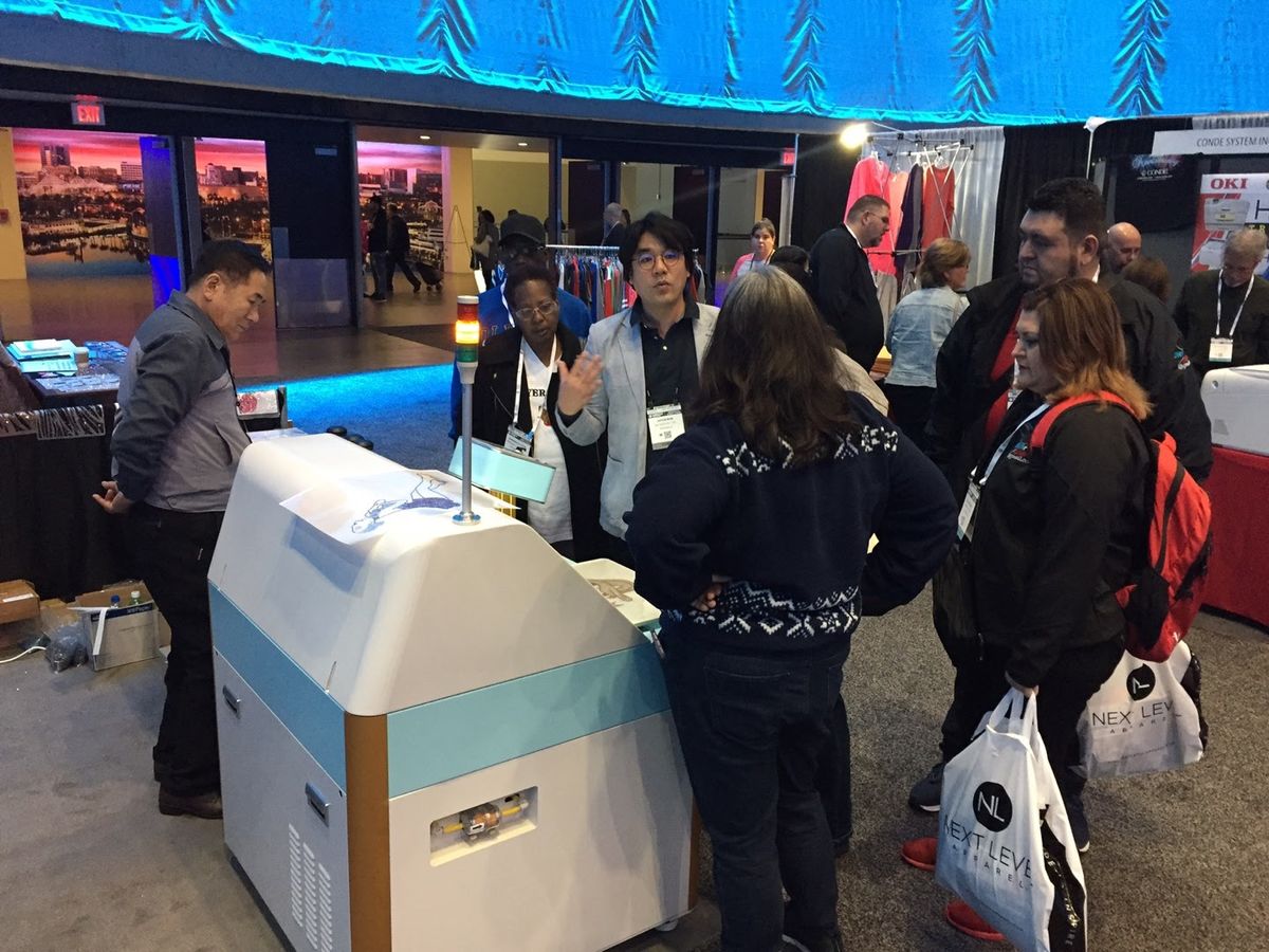 ISS Long Beach 2017 : Exhibition