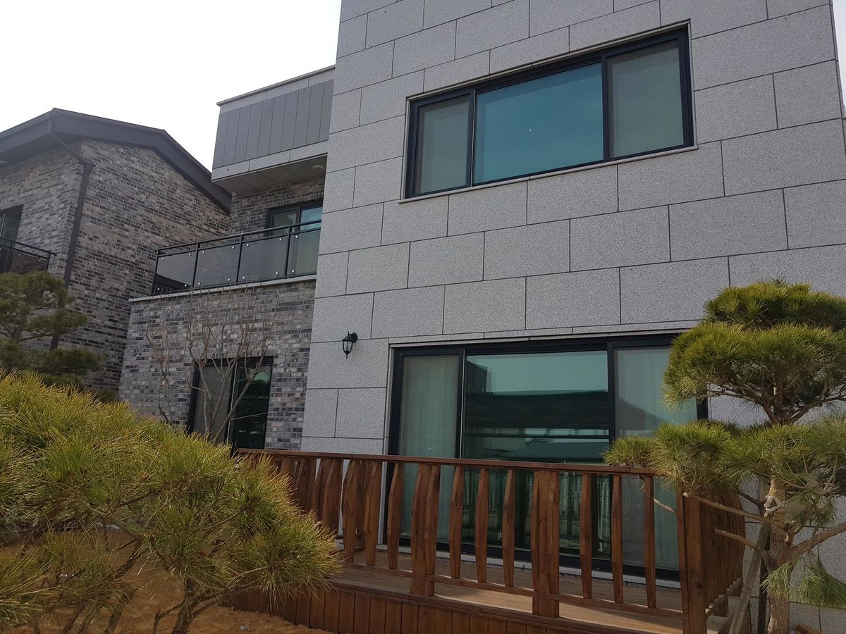 NOBLE HOUSE 5 : Camp Humphreys Off-post Housing