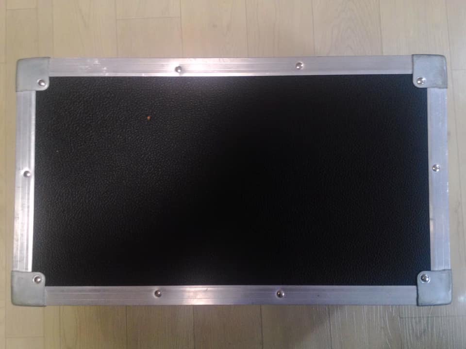 Black Market modular Case 6U with TIPTOP power. : 옥토모 OCTOMO