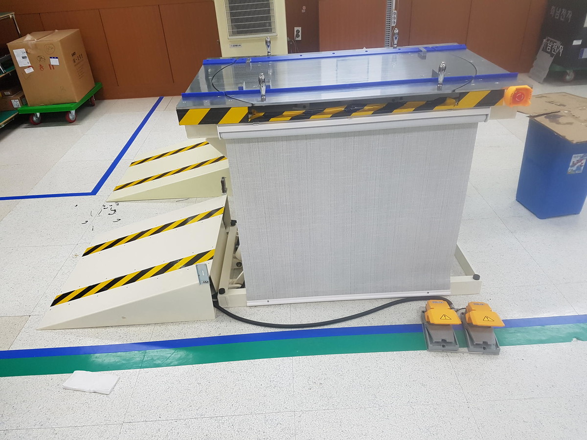 (산업용리프트)TURN TABLE LIFT : 산업용리프트