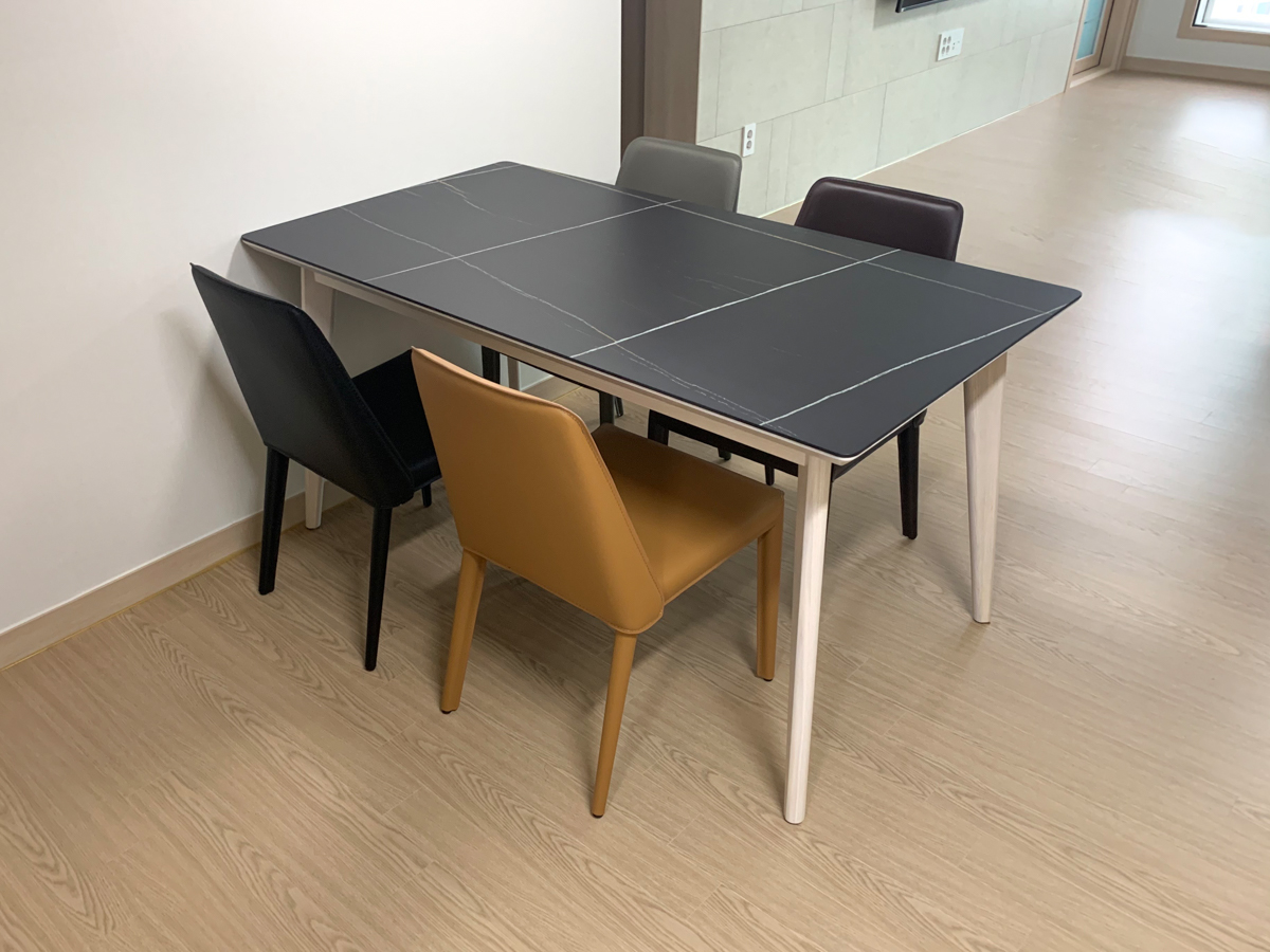 부산 북구 금정산LH뉴웰시티 배송 - KT 테이블(화이트워시) : 고객님 댁에 놓인 프롬다이닝 제품