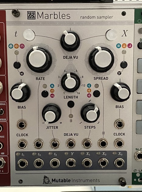 (판매완료)Mutable Instruments Marbles Random Sampler : 옥토모 OCTOMO