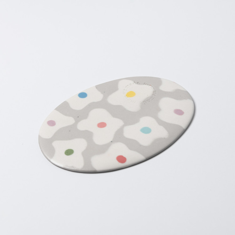 Oval flat plate : mwm