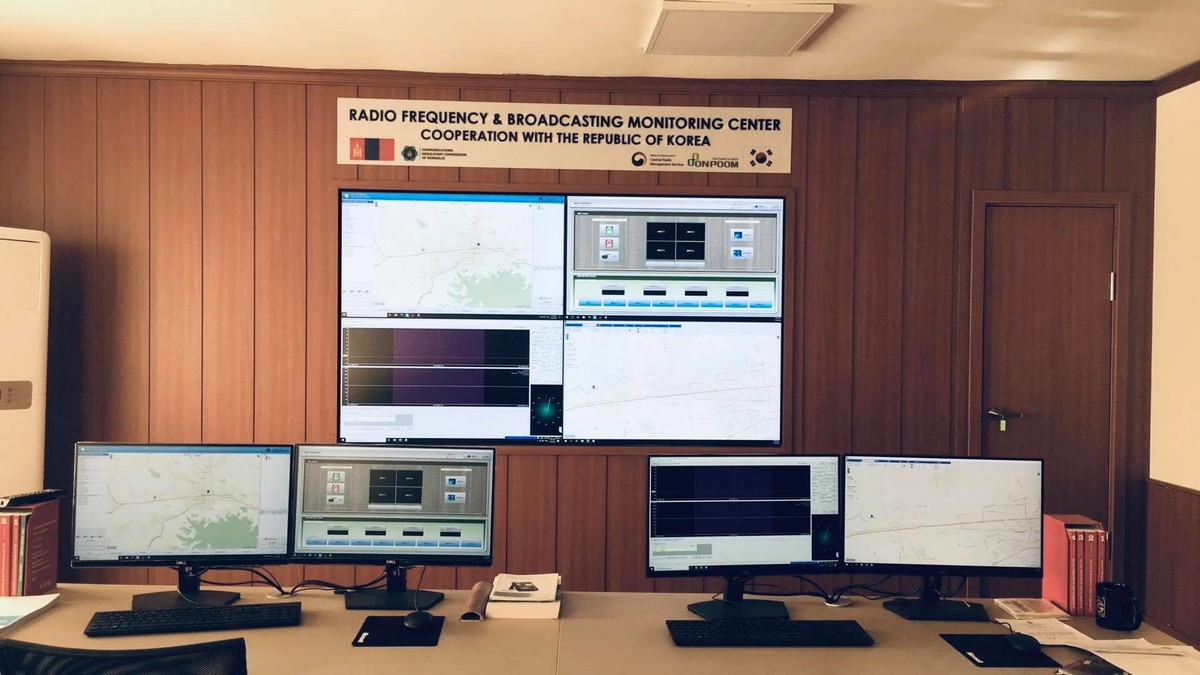 Installation of Fixed Radio Monitoring System in Orbit center, CRC in ...