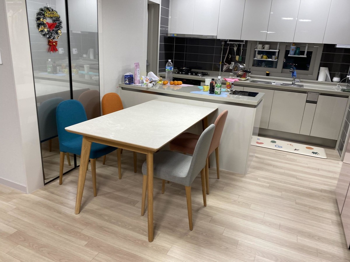 인천시 배송 - KT 테이블(내추럴-오크) : 고객님 댁에 놓인 프롬다이닝 제품