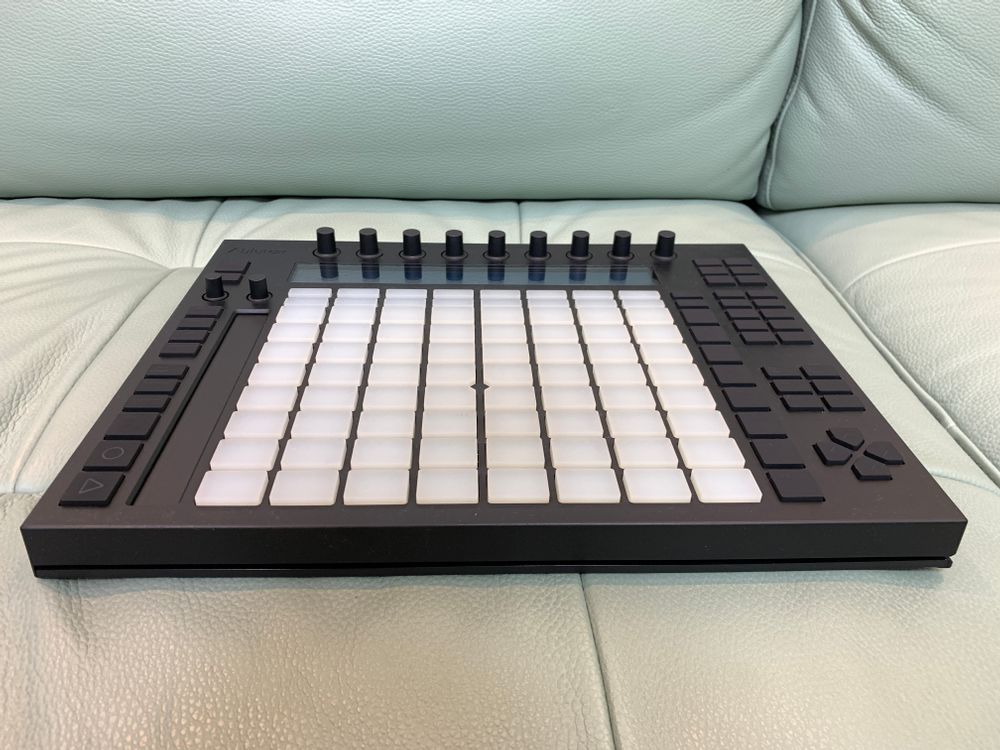 [판매완료] 에이블톤 푸시 ableton push (아카이 제작 고급 런치패드 akai launchpad) : 옥토모 OCTOMO