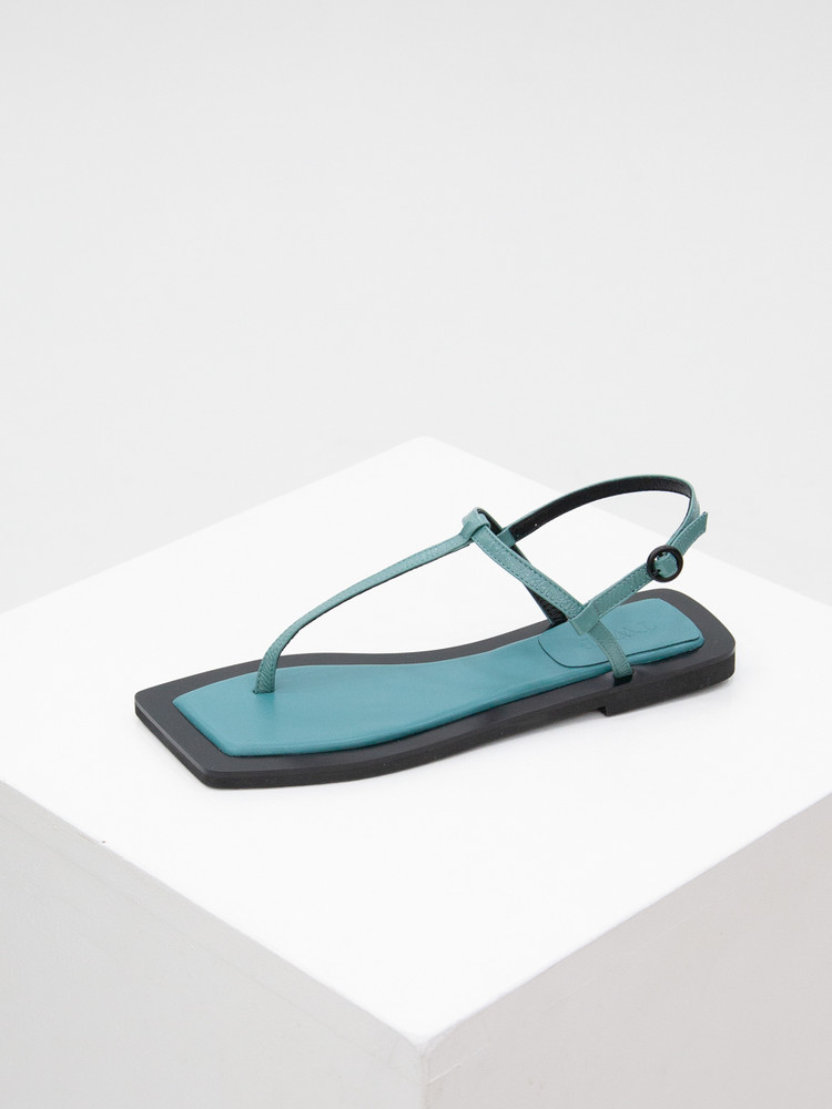 FIN FLIP-FLOPS 21S10BL : TWVP
