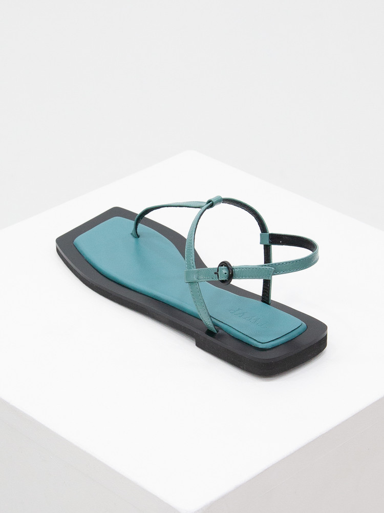FIN FLIP-FLOPS 21S10BL : TWVP