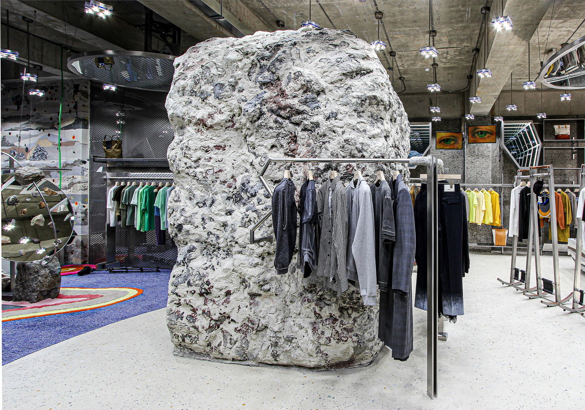 Ader Space 3.0 Flagship Store (Sinsa)_1 : UHPC 디자인 콘크리트 디크리트