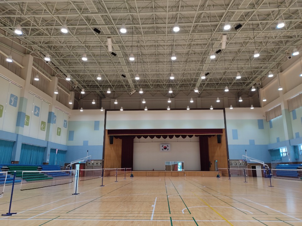 Ulsan Jeonha Sports Center : 시공실적 게시판