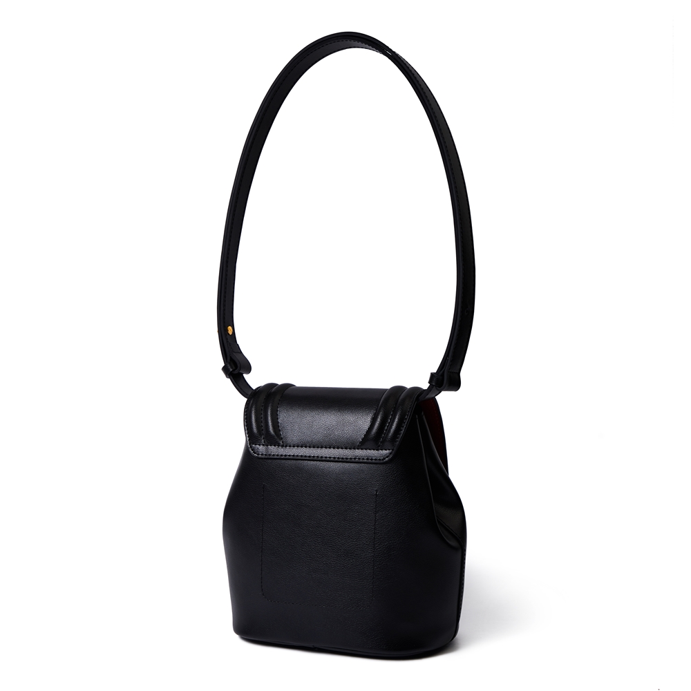 (HIEMS COR) 51 SNAP SHOULDER BAG BLACK/BURNT RED : wink. - Global B2B ...
