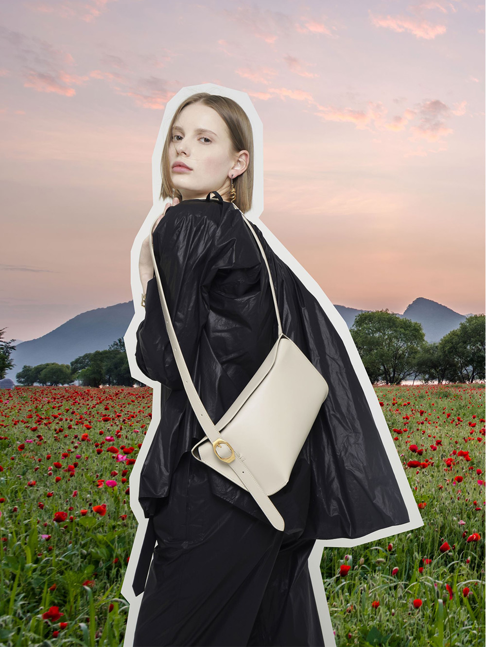 (HIEMS COR) 65 NUBO SHOULDER BAG CREAM BEIGE/DEEP BROWN : wink ...