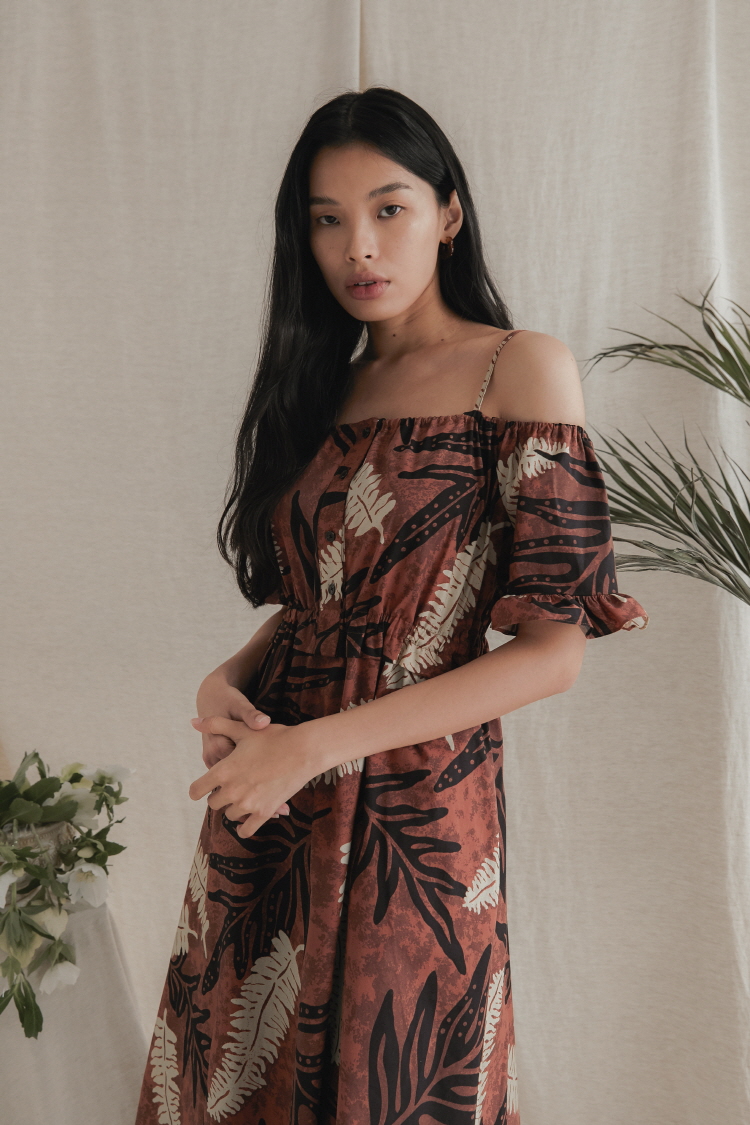 (NARU KANG) Tropical Off-shoulder Dress : wink. - Global B2B platform for select Korean Fashion ...