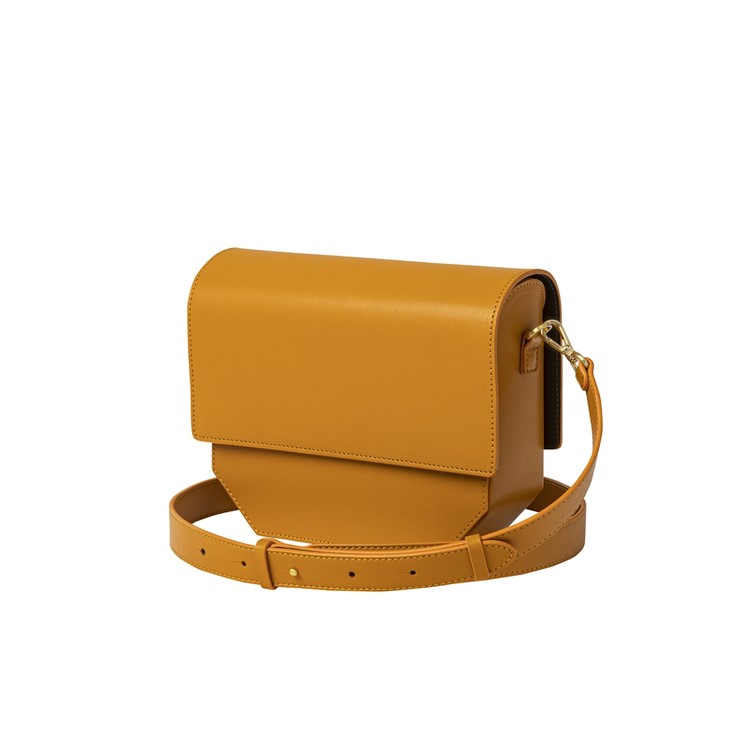 (HIEMS COR) 20 HEXAGON CROSS BAG MUSTARD/DEEP BROWN : wink. - Global ...