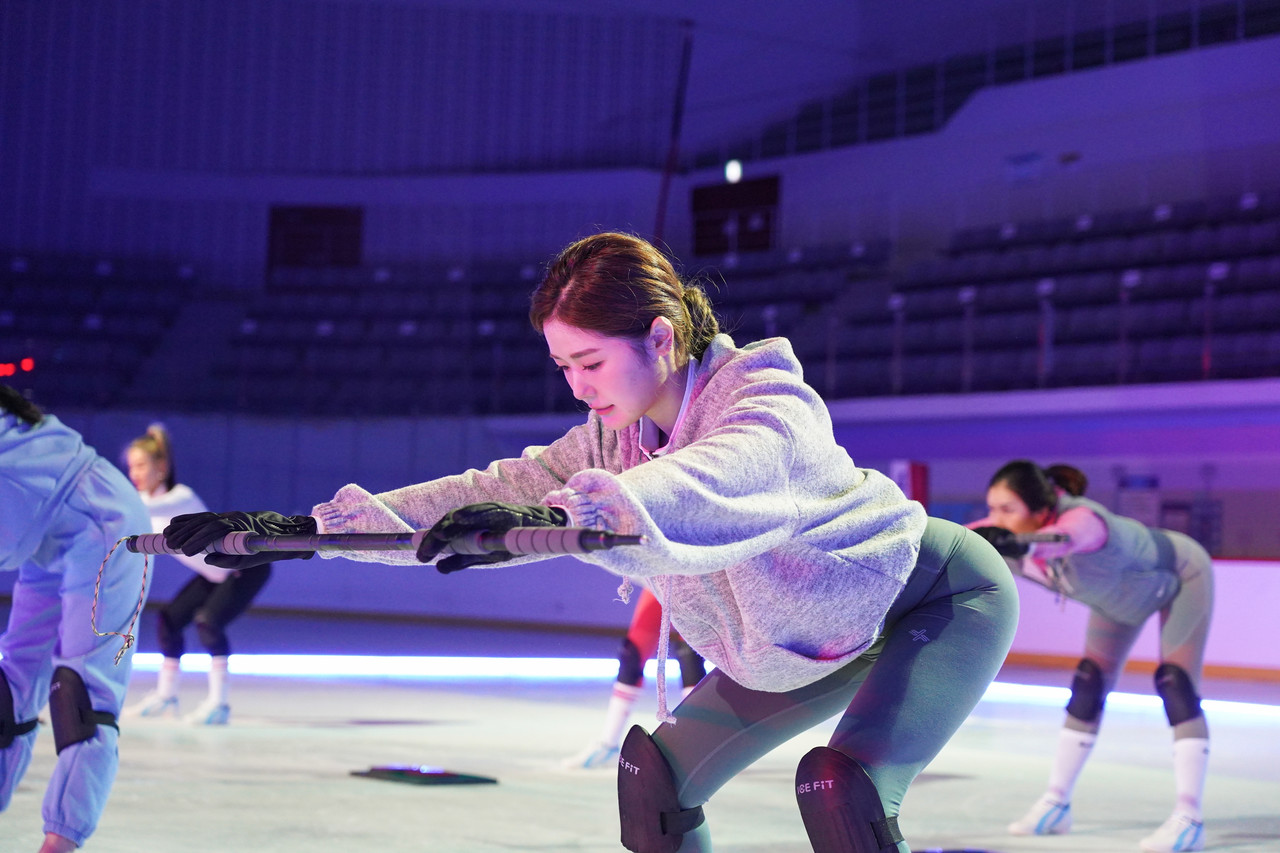 아이스핏 - 세계 최초, 다양한 피트니스 운동을 빙상장 위에서!