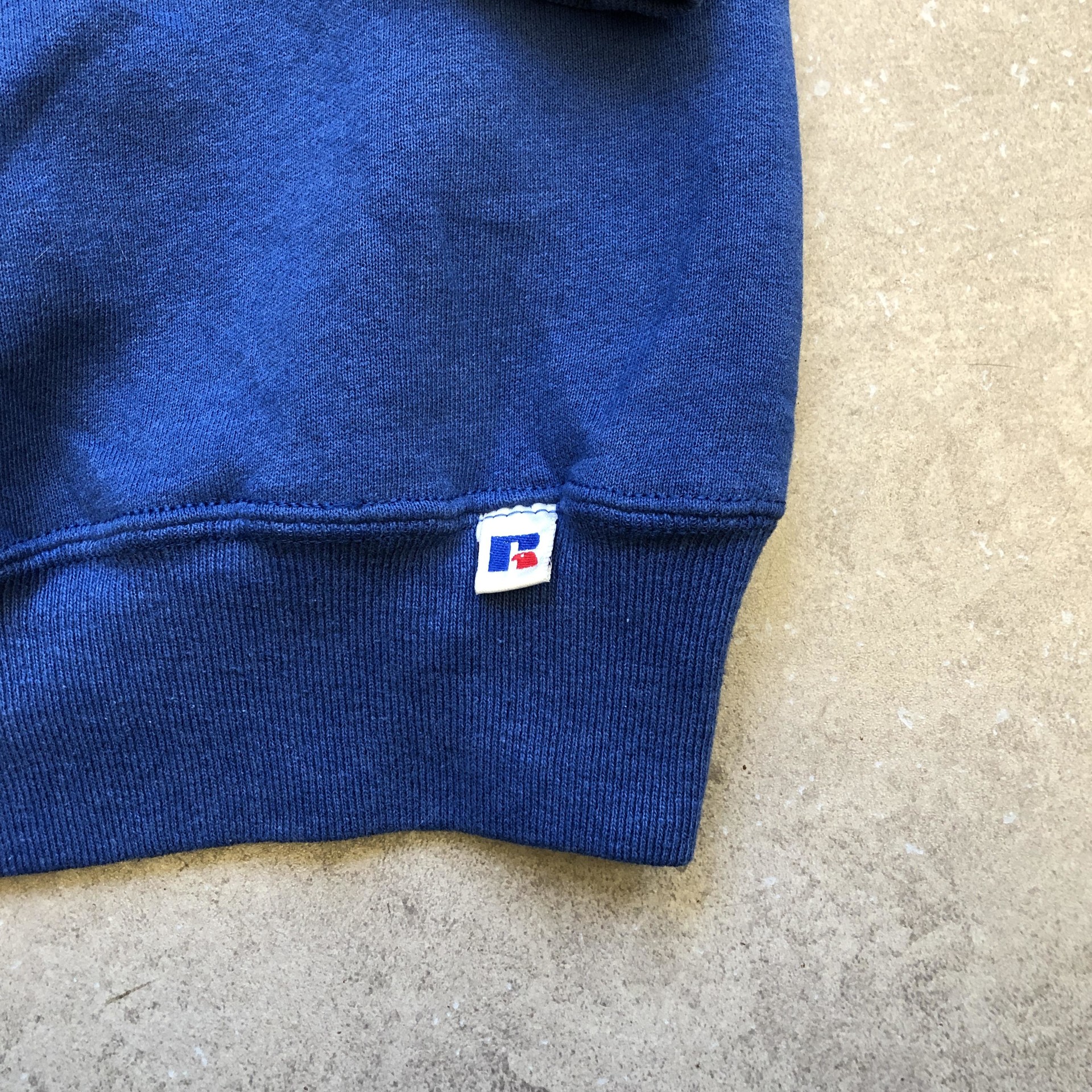 90's usa made Russell sweat shirt : soberseoul