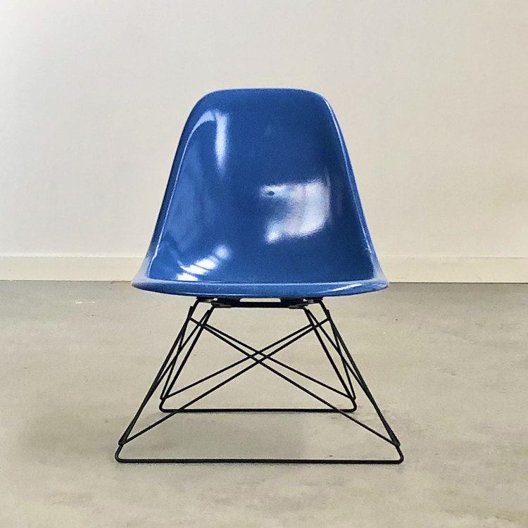 Charles & Ray Eames I Low Rod Base Side chair model LSR : LeModulor ...