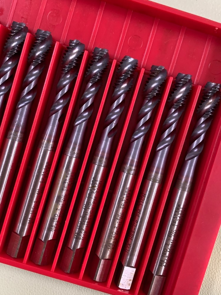 OSG 스파이럴탭 M8X1.25 6H (CPM-TIN-SFT) : 창원팔용공구