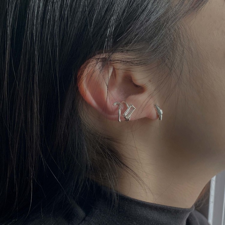 layered n slanted earcuff : 타이니바이트 tinybite -핸드메이드 주얼리