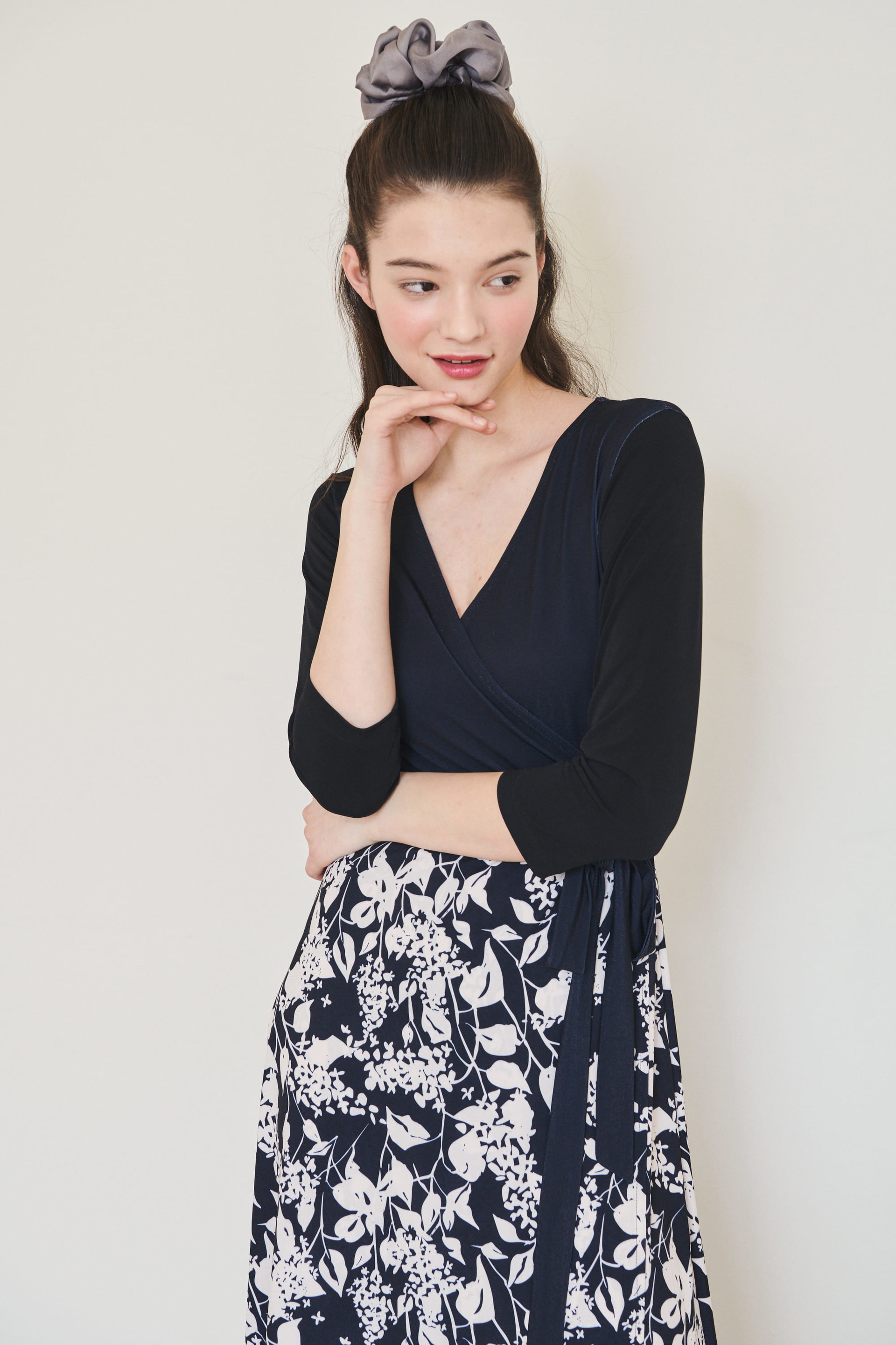 (Lang & Lu) 22S MAXI FLARE WRAP _02_Black : wink. - Global B2B platform for select Korean ...