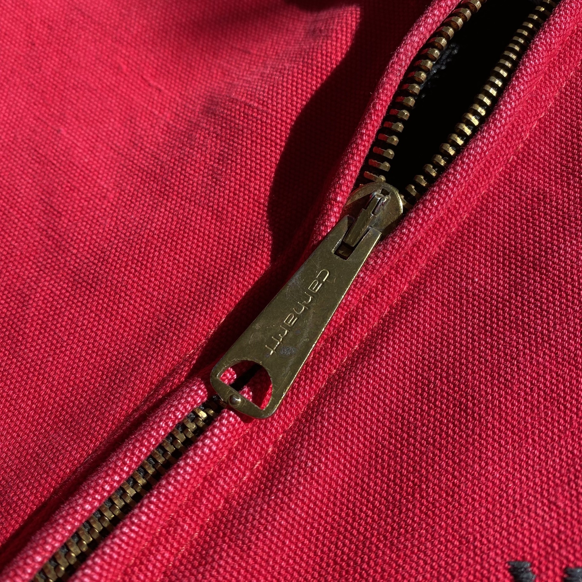 late 80's carhartt active hood : soberseoul