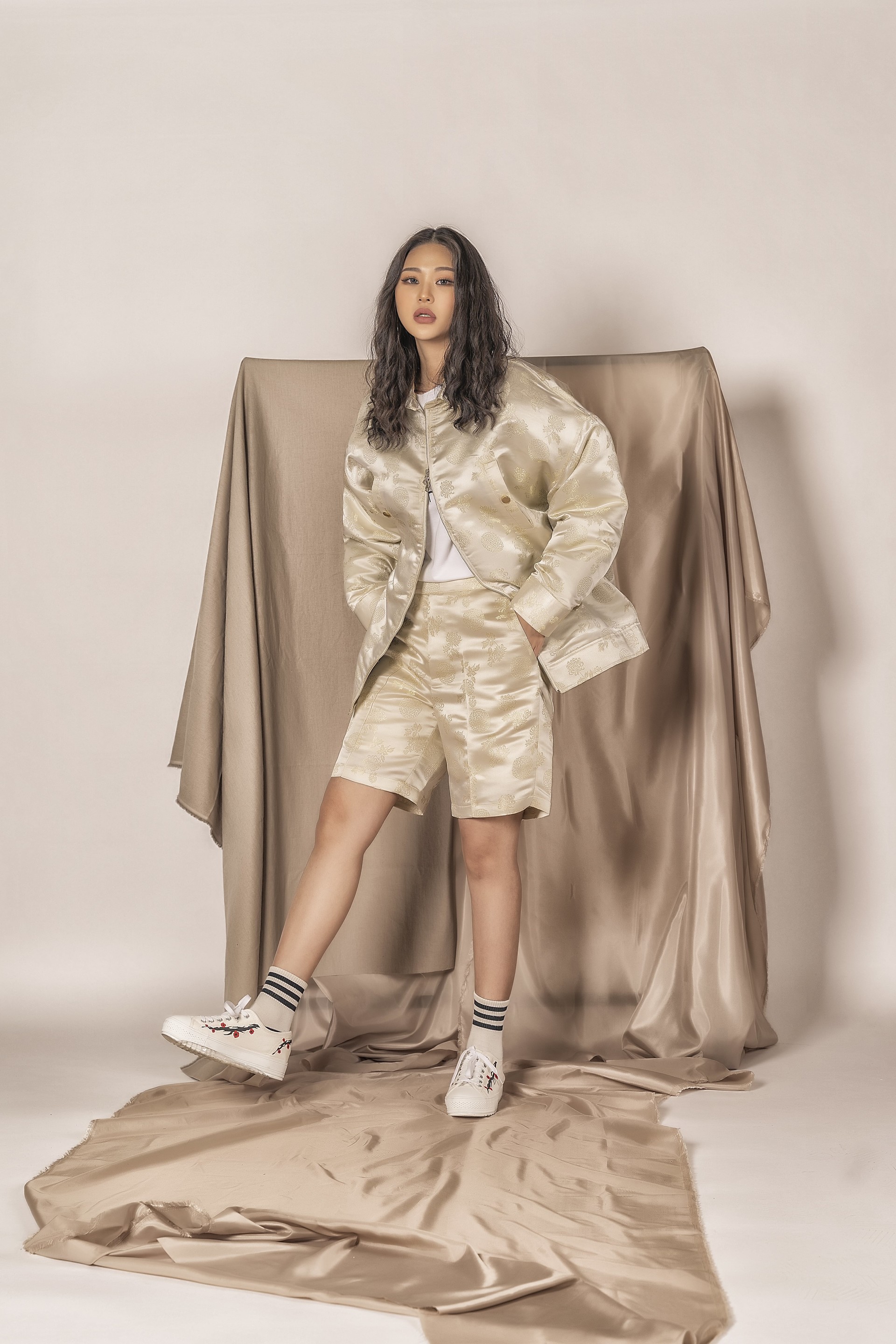 (21FW) AsiHa_JOSEON CL ROYAL PANTS / : wink. - Global B2B platform for select Korean Fashion ...