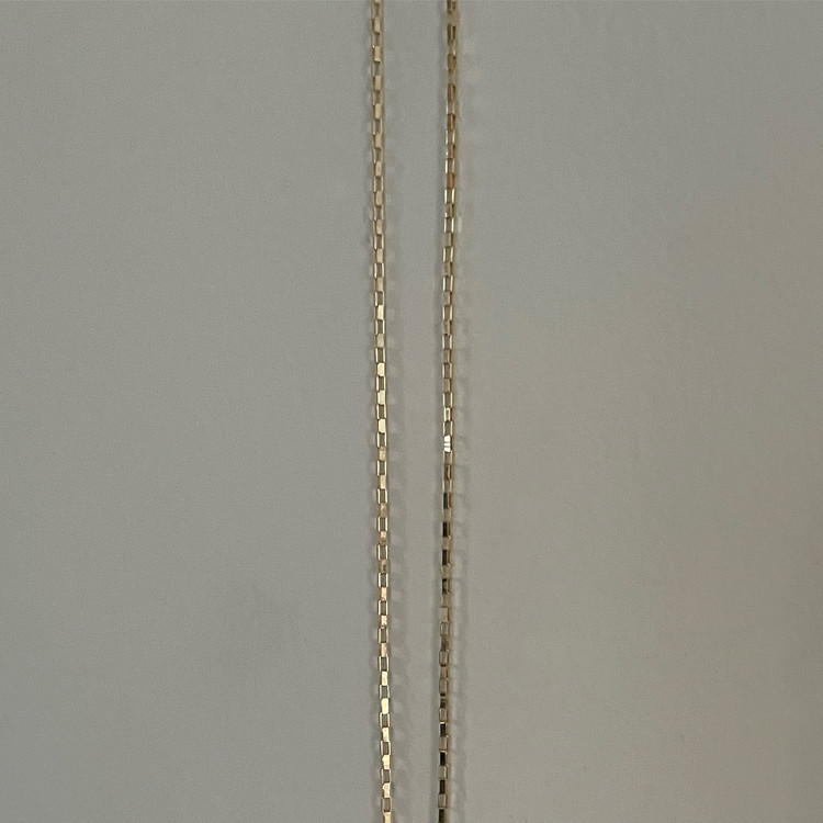 OBLONG CHAIN NECKLACE : THE STUFF