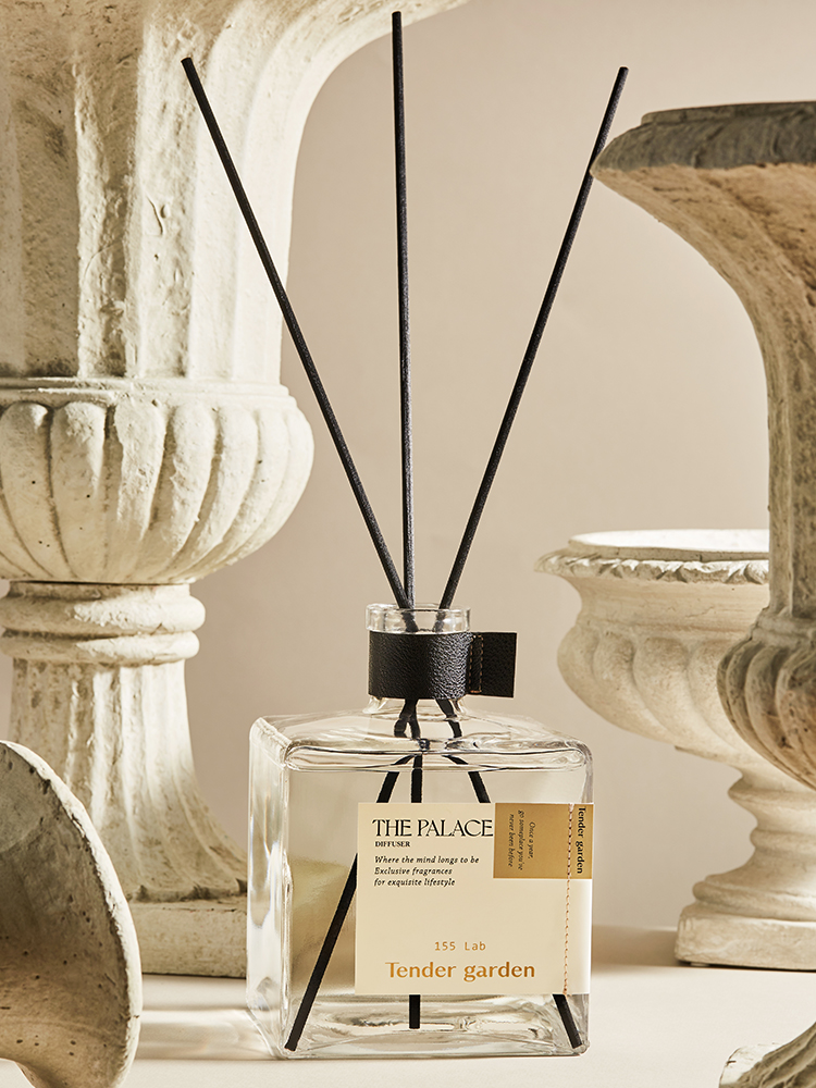 [Tender Garden] The Palace Diffuser 2L - Nr.100 Art Pig Tree : vplatform