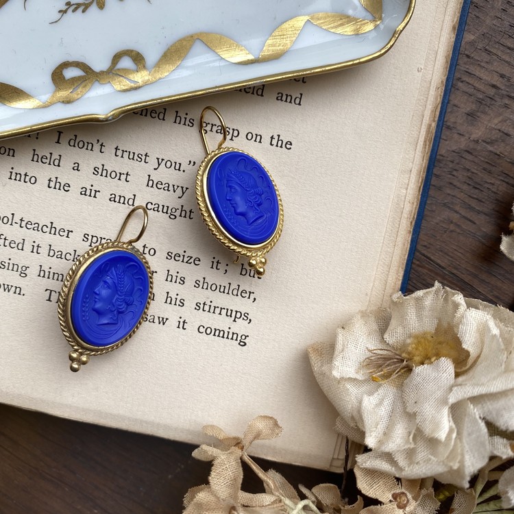 Demeter oval cameo earrings : Jamie collections
