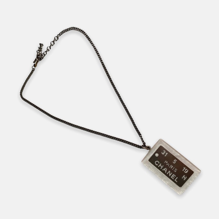 CHANEL vintage dog tag necklace : TAAU
