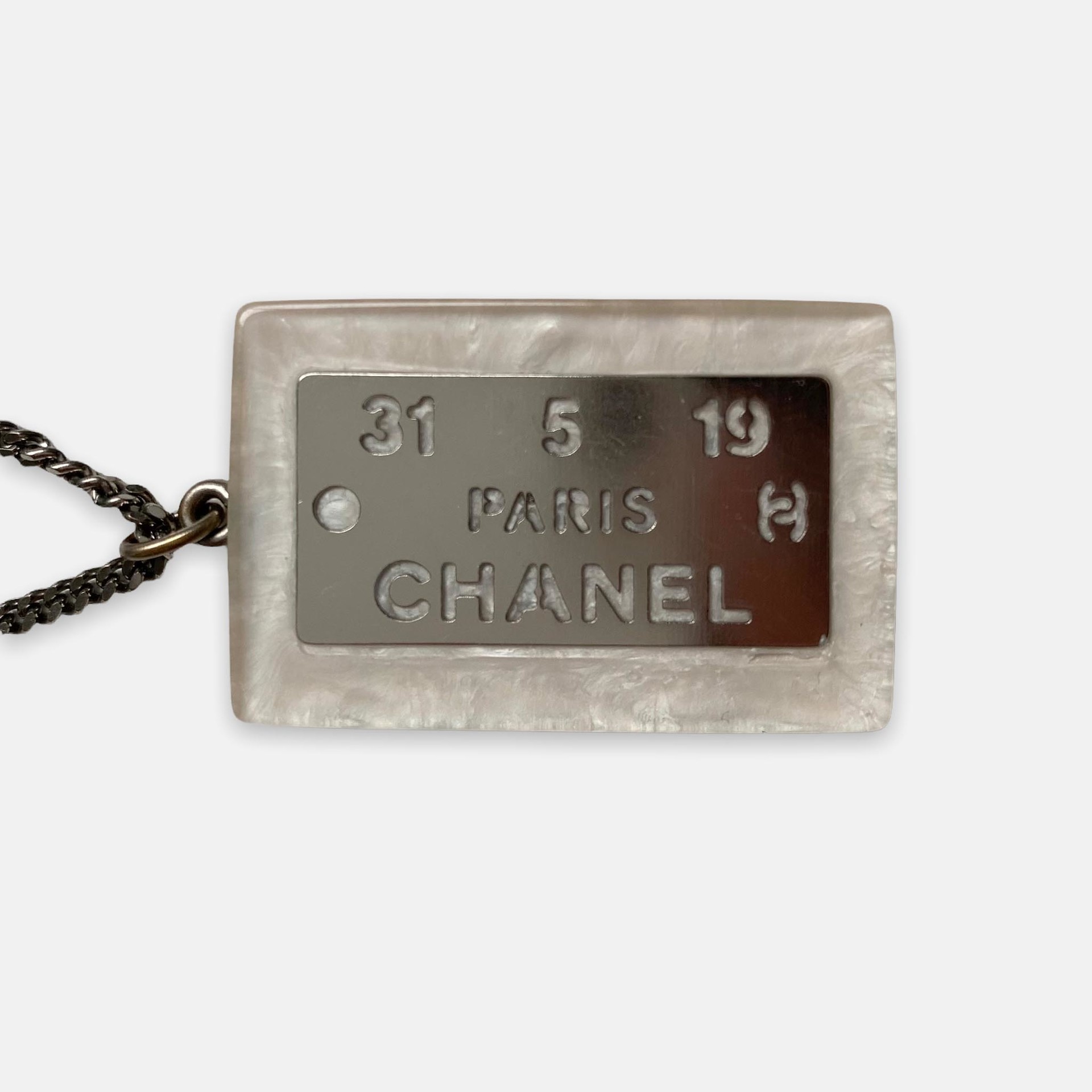 CHANEL vintage dog tag necklace : TAAU