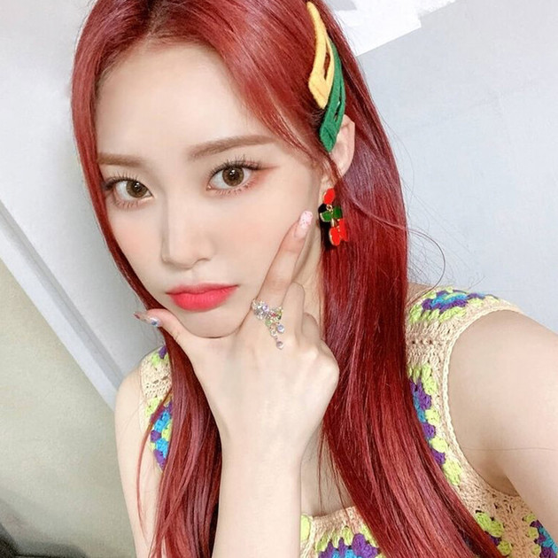 위클리 조아 WEEKLY ZOA 위클리 공식 인스타그램 @_weekly : 스윙셋(Swingset)