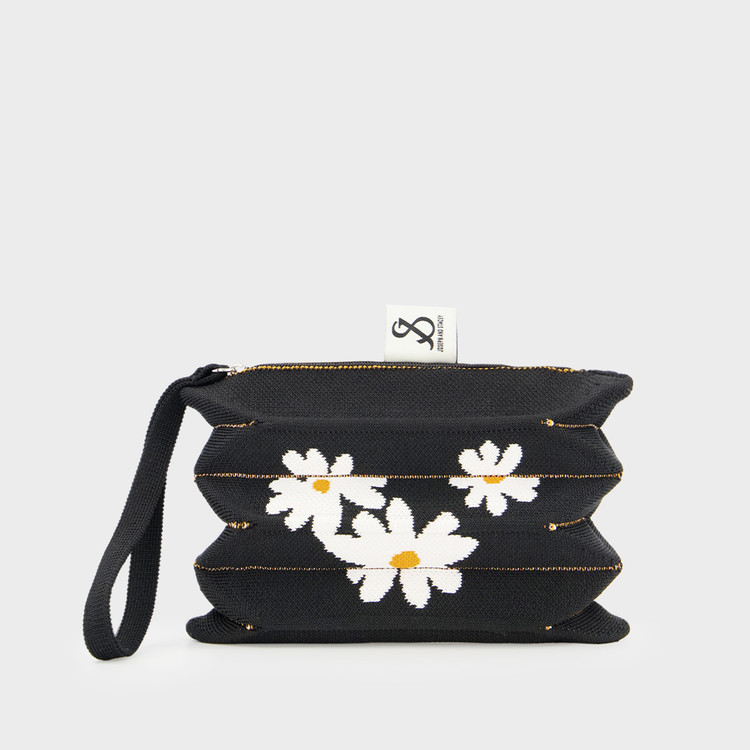 (Joseph & Stacey) Lucky Pleats Pouch S Daisy Rich Black : wink ...