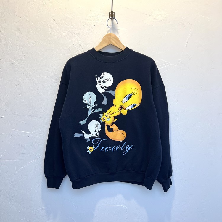 90s USA Looney tunes Tweety Sweatshirt : 커넥티드도어 connected door