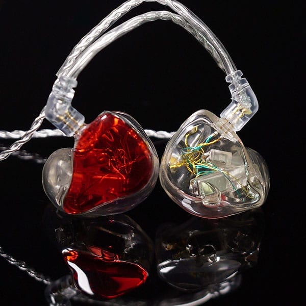 하이라이트 – 양요섭 커스텀인이어 / Ultimate Ears’UE18+PRO’ : 사운드캣