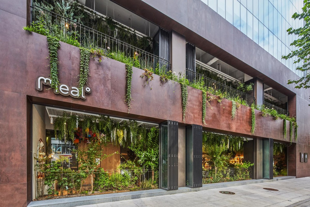 Cassia Sokcho_Model Home : SEL - Defining Brilliance