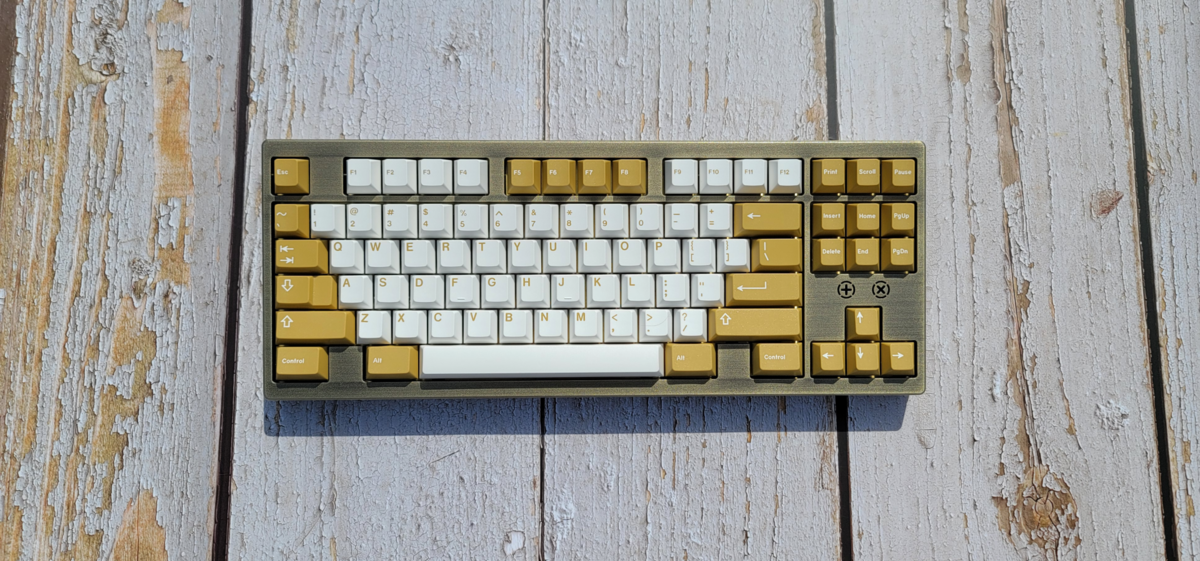 TX 84 SE Antique Brass + GMK Civilizations : TX Keyboard