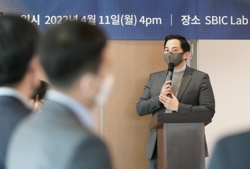 맛과 영양 모두 갖춘 배양육 개발 성공한 심플플래닛 : IRIS Lab (아이리스랩)