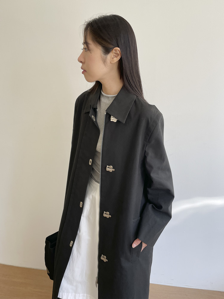 CELINE CLASP BUTTON RAIN COAT : oaens