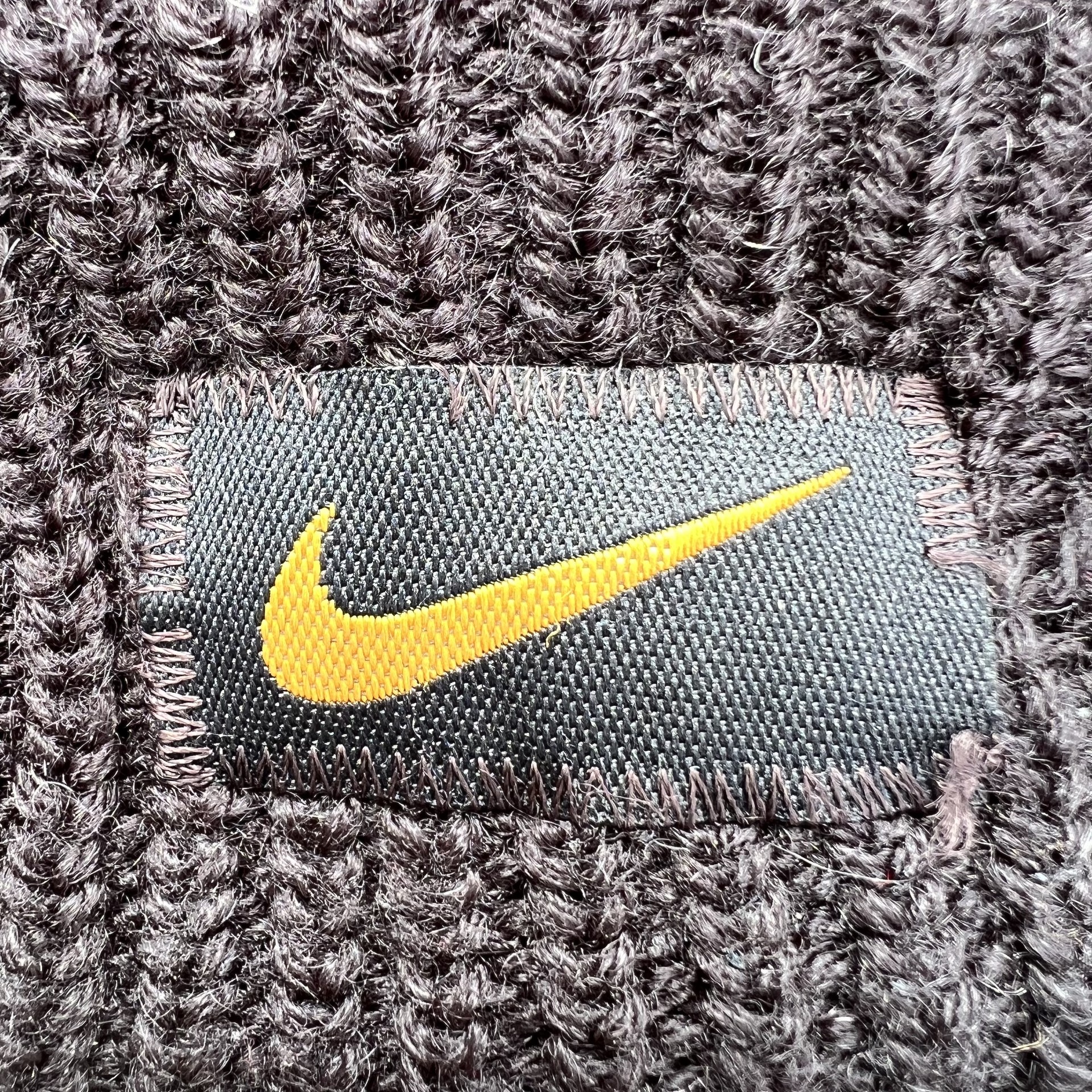 90S nike destroyed yellow swoosh beanie : soberseoul