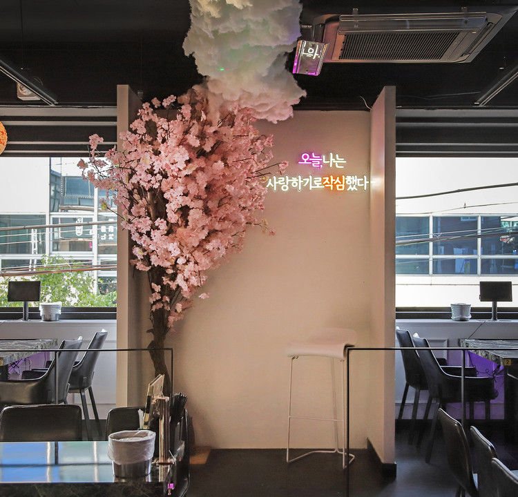 인천 J이자카야 포토존 : 인젠 - No.1 상업공간 인테리어 플랫폼