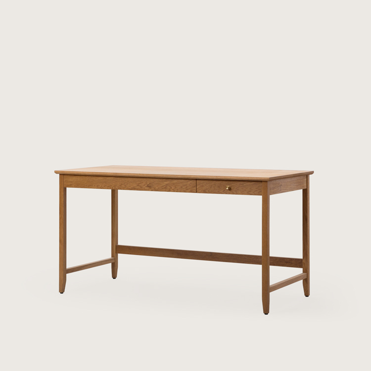 Desk 01 : STANDARD.a