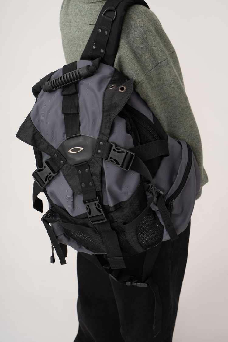 Oakley icon backpack : 하이노블