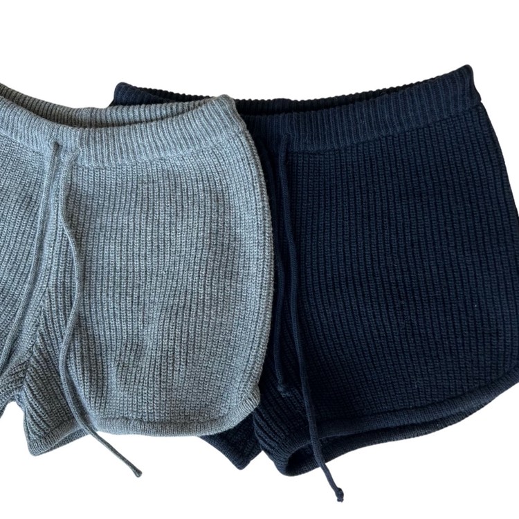 Knit shorts : moee