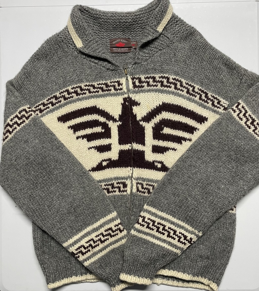 Canadian Wool Cowichan Sweater (105-107 Size) : Share the vibe