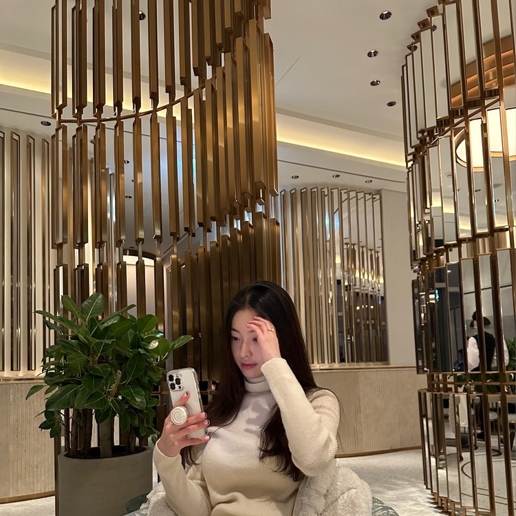 cashmere knit : moee