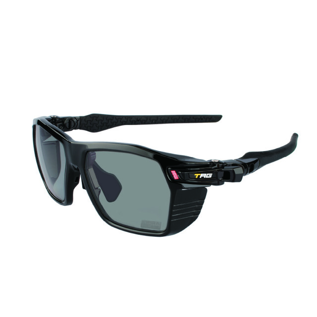 TAG EYEWEAR