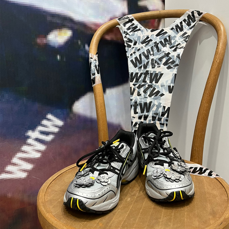 Cecilie Bahnsen X Asics Silver/Yellow Flower Gel 1090 Sneakers : wwtwseoul