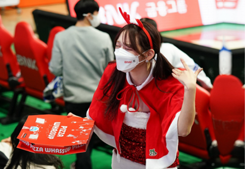 2023~2024 BNK썸 여자농구단 홈경기 협찬 : 피자와썹