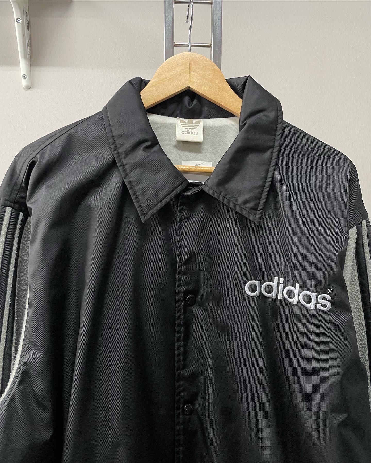 90s Descente X Adidas Licensed Big Logo Coach Jacket (105) : Share the vibe
